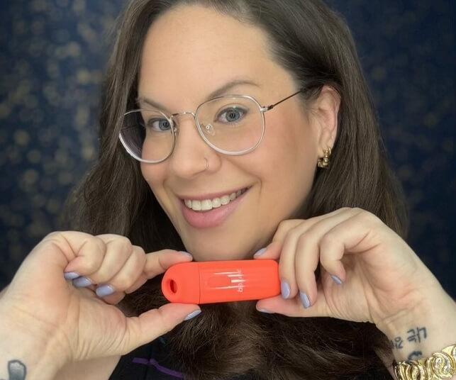 Whitney's Vibe Giveaway | BBOutlet